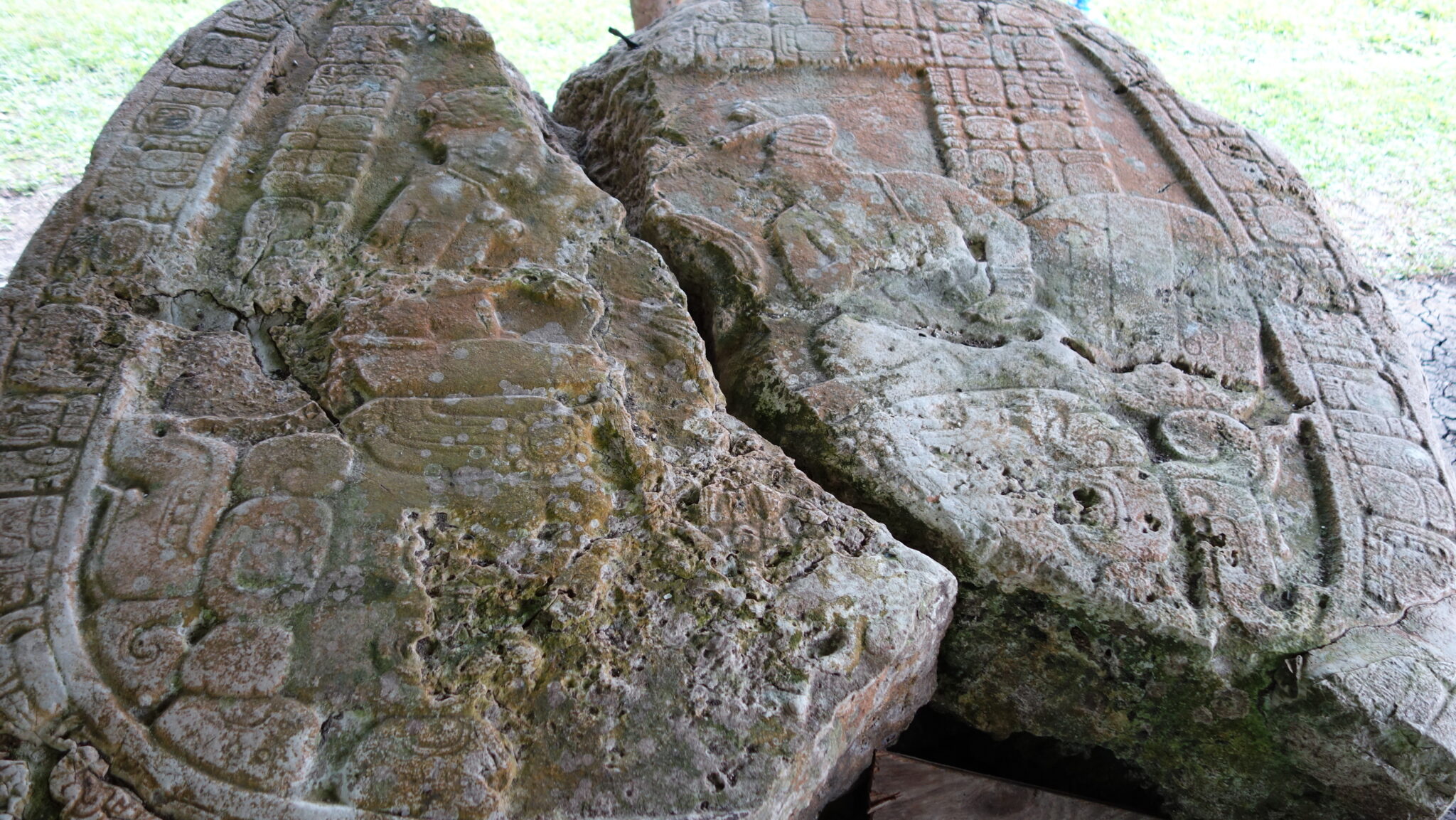 Stelae and Altars at Caracol Belize: A Lesson in Mayan Civilization ...